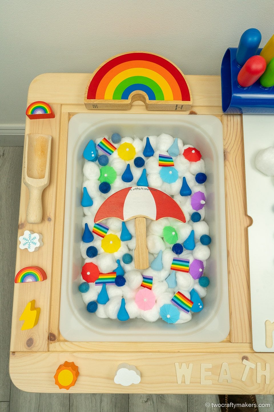 5 Fun Weather Sensory Bin Ideas! - Two Crafty Makers